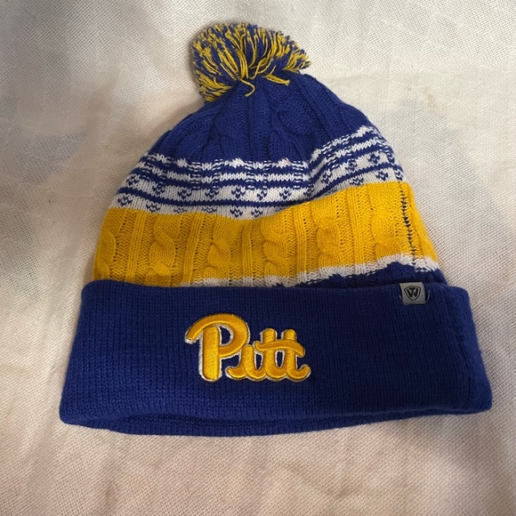 Top of the World | Accessories | Pitt Hat | Poshmark